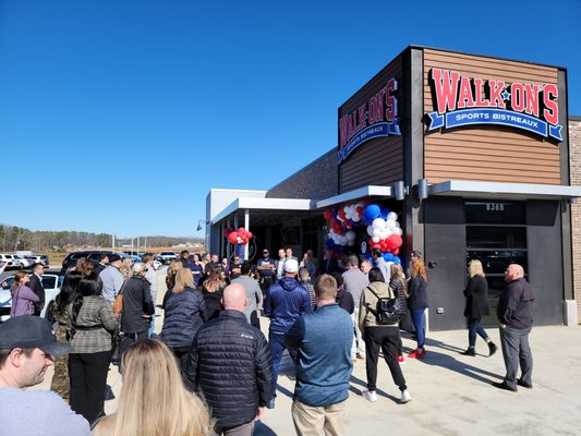 WALK-ON’S SPORTS BISTREAUX - HUNTSVILLE, AL - Updated January 2026 ...