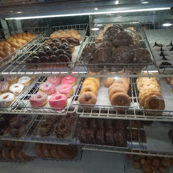 TASTEE DONUTS - Updated January 2026 - 33 Photos & 40 Reviews - 5000 W ...