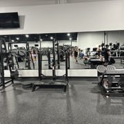 THE COMPOUND LIFTING CLUB - 37 Photos & 17 Reviews - 909 Morena Blvd ...