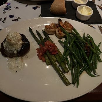 J GILBERTS WOOD FIRED STEAKS & SEAFOOD - Updated September 2024 - 1439 ...