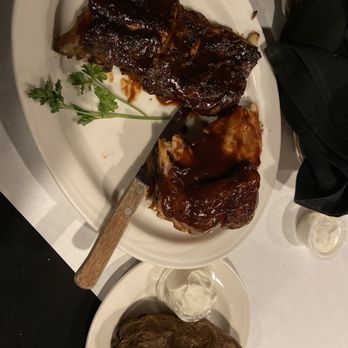 BUTLER INN OF PEWAUKEE - Updated December 2025 - 51 Photos & 142 ...