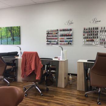 LUXURY NAILS - Updated December 2025 - 16 Photos & 19 Reviews - 2101 ...