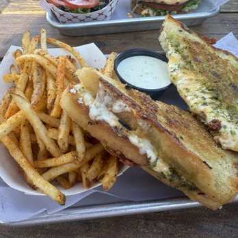 ROYCE - Updated August 2025 - 413 Photos & 284 Reviews - 115 Ridge St ...