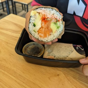 POKÉBOWL STATION - Updated October 2025 - 33 Photos & 25 Reviews - 2095 ...