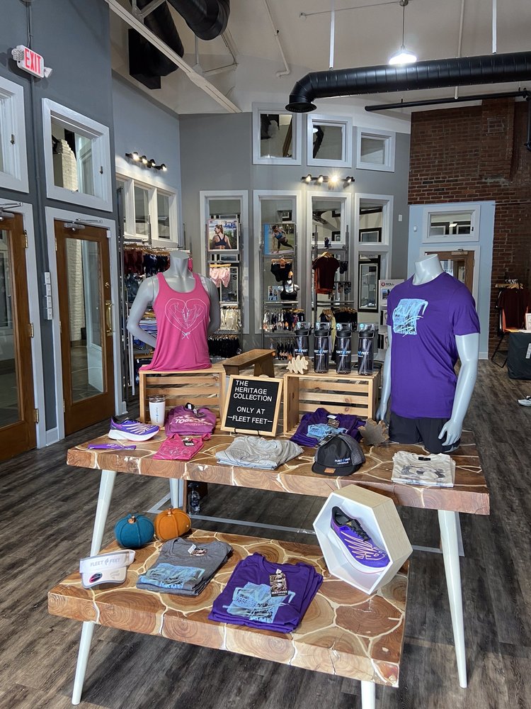 FLEET FEET - Updated September 2025 - 38 Photos & 84 Reviews - 117 ...