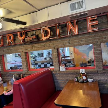 LUXURY DINER - Updated September 2025 - 421 Photos & 589 Reviews - 1401 ...