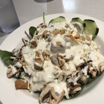 ROUND TABLE PIZZA - Updated December 2025 - 142 Photos & 237 Reviews ...