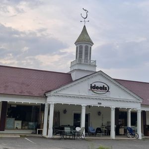 JORDAN’S FURNITURE - FARMINGTON - Updated December 2025 - 30 Photos ...