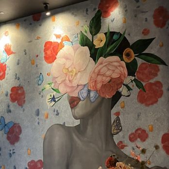 ALESSA - Updated August 2025 - 179 Photos & 56 Reviews - 237 W 35th St ...