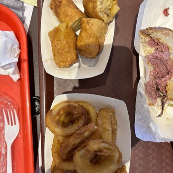 PASTRAMI HOUSE - Updated August 2025 - 76 Photos & 79 Reviews - 82 ...