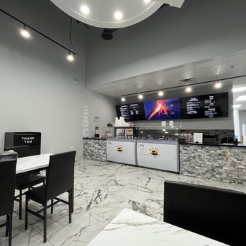 BEYOND POMPEII PIZZA - Updated January 2026 - 26 Photos & 24 Reviews ...