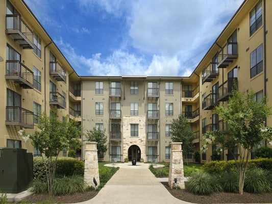 RESIDENCES AT THE DOMAIN - Updated August 2025 - 71 Photos & 118 ...