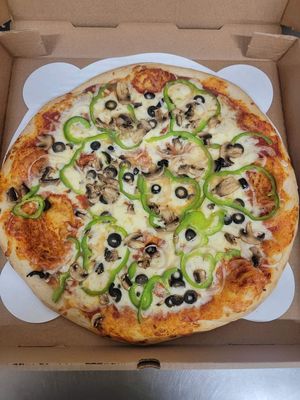 WILDMAN’S PIZZA PASTA & PYTHONS - Updated January 2026 - 16 Photos & 16 ...