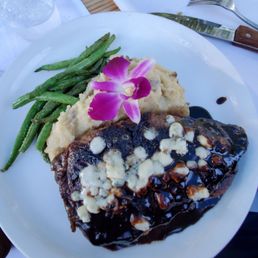 FARM COUNTRY KITCHEN with 1175 Reviews & 1346 Photos - 513 W Main St ...