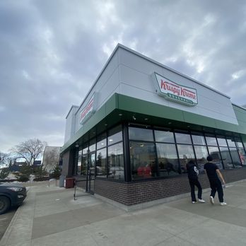 KRISPY KREME - Updated October 2025 - 20 Photos - 4614 Gateway ...