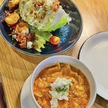 EMBER KITCHEN - Updated December 2025 - 23 Photos - 314 Belanger St ...