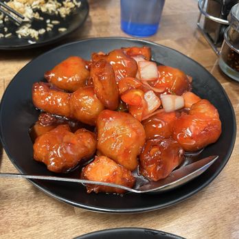 FAMOUS KITCHEN - Updated December 2025 - 370 Photos & 193 Reviews ...