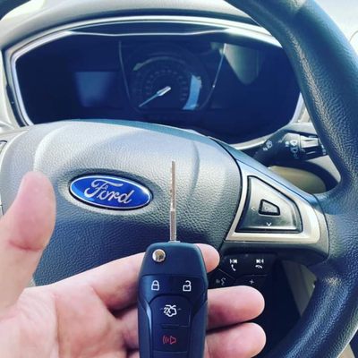 KEYMAN LOCK - Updated May 2025 - 43 Photos - 4312 S Budlong Ave, Los ...