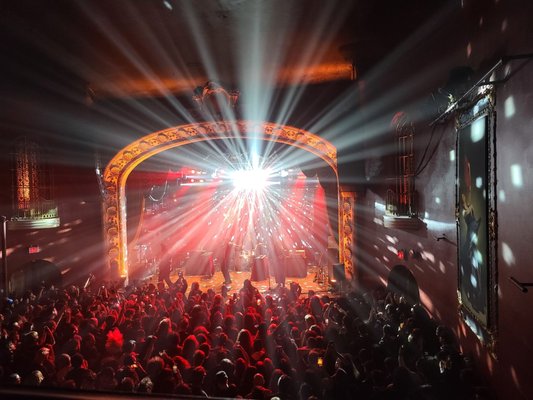 THE OPERA HOUSE - Updated July 2025 - 227 Photos & 50 Reviews - 735 ...