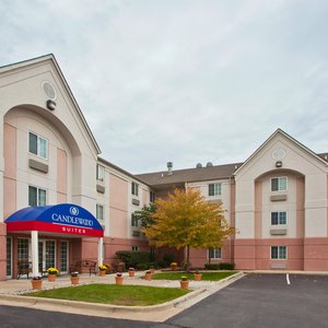 HOMEWOOD SUITES BY HILTON WARREN DETROIT - 118 Photos - Hotels - 31993 ...