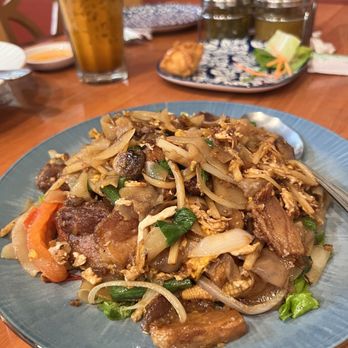 MAMA SURANG’S THAI KITCHEN - Updated April 2024 - 622 Photos & 689 ...