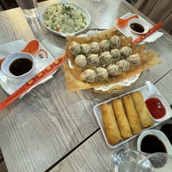 BUN WORLD - Updated June 2024 - 286 Photos & 101 Reviews - 1071 N ...