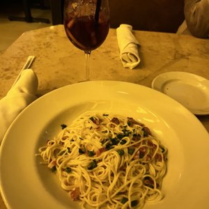 THE CHEESECAKE FACTORY - 559 Photos & 457 Reviews - 1430 Walnut St ...