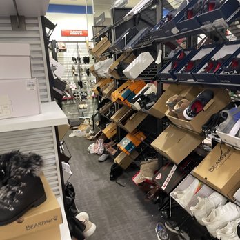 MACY’S - Updated December 2025 - 165 Photos & 95 Reviews - 6400 ...