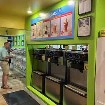 YOLOBERRY YOGURT - Updated August 2025 - 219 Photos & 383 Reviews - 316 ...