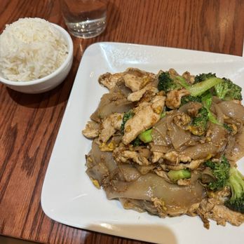 SIAM HOUSE THAI RESTAURANT - Updated October 2024 - 246 Photos & 568 ...