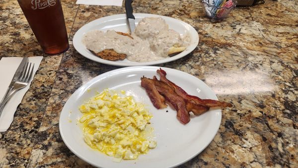 CAFE 393 ON MAIN - Updated July 2025 - 106 Photos & 149 Reviews - 393 E ...