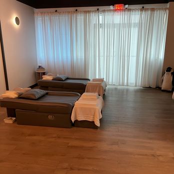 CLOUD 9 FOOT SPA - Updated January 2026 - 77 Photos & 42 Reviews ...