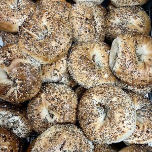 MONROE BAGEL AND PASTRY CAFE - Updated October 2025 - 30 Photos & 30 ...