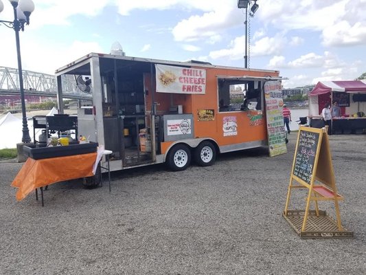 DAVE AND PHIL’S GRILL - 320 North Garver Rd, Monroe, Ohio - Food Trucks ...