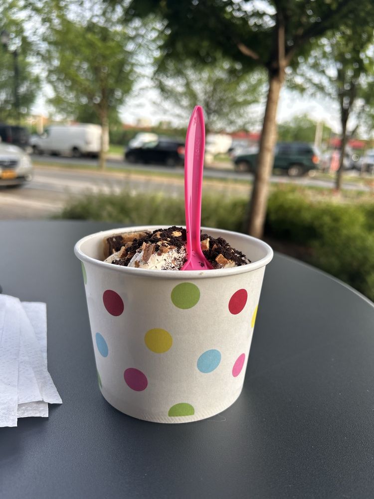 YOGI CASTLE - Updated September 2025 - 4600 Van Buren St, Riverdale ...