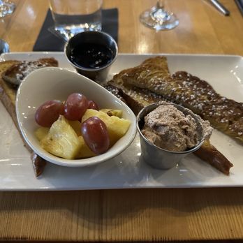 BREAKNECK TAVERN - Updated January 2026 - 362 Photos & 414 Reviews ...