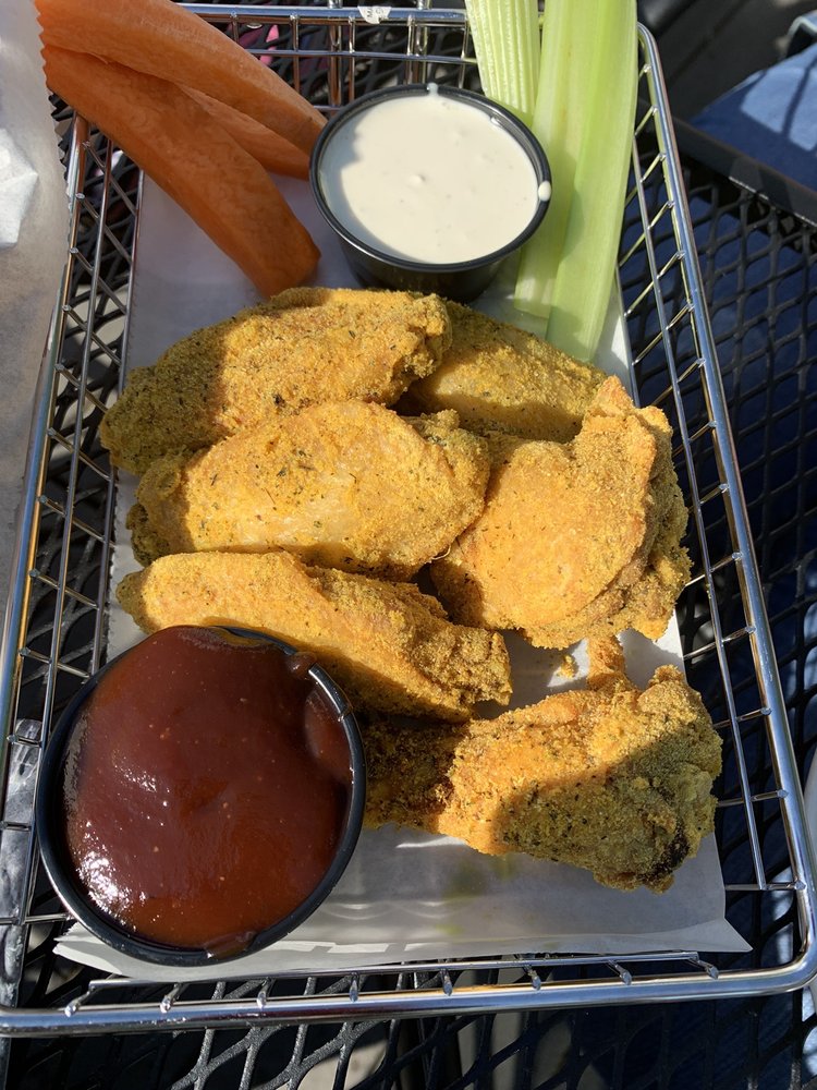 THE ELBOW ROOM - 157 Photos & 367 Reviews - 986 Farmington Ave, West ...