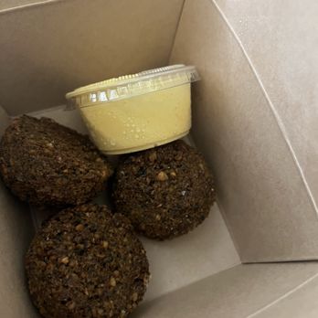 TAMAR - Updated December 2025 - 92 Photos & 114 Reviews - 121 E ...