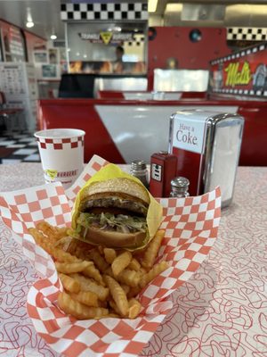 TRIANGLE DRIVE IN - 106 Photos & 43 Reviews - 3173 W Shaw Ave, Fresno ...