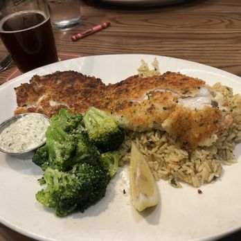 CHESTER’S KITCHEN AND BAR - Updated November 2024 - 578 Photos & 859 ...