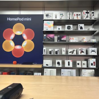 APPLE - WILLOWBROOK MALL - Updated September 2025 - 27 Photos & 105 ...