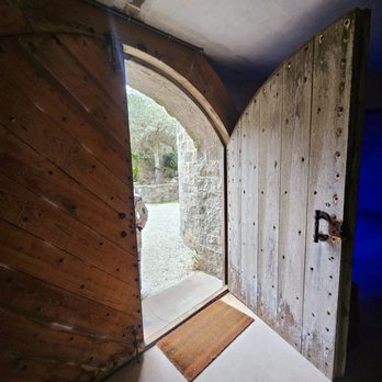 CASTLE OTTTIS - Updated December 2025 - 124 Photos & 20 Reviews - 103 ...