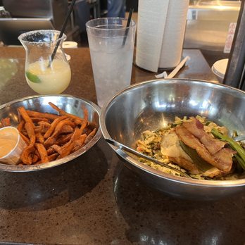 HOPDODDY BURGER BAR - Updated May 2024 - 2813 Photos & 5218 Reviews ...
