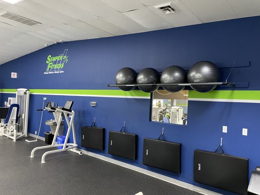 SEMPER FITNESS 24/7 - Updated December 2025 - 62 Photos - 178 Leaders ...