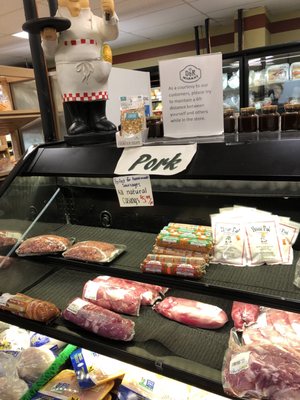 D&R MARKET - Updated December 2024 - 46 Photos & 82 Reviews - 105 N ...