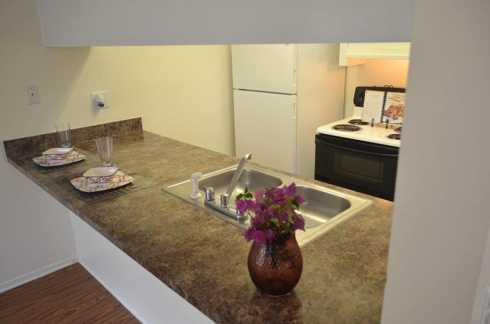 WINDTREE VILLAS - Updated October 2025 - 27 Photos - 15001 Verona Ave ...