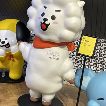 LINE FRIENDS - Updated December 2025 - 2120 Photos & 291 Reviews - 1515 ...