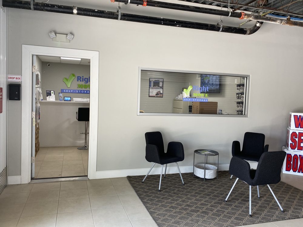 RIGHT MOVE STORAGE - ALVIN - Updated July 2025 - 301 Medic Ln, Alvin ...