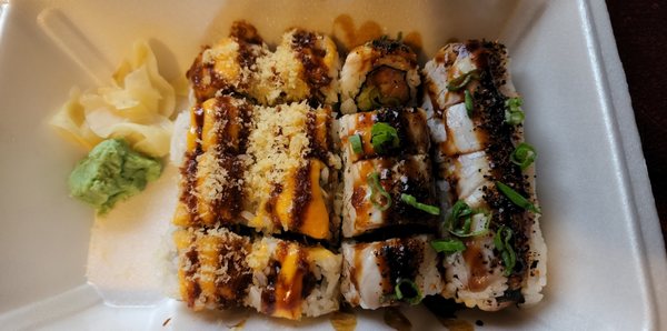 MIYOSHI SUSHI - 30 Photos & 30 Reviews - 31370 Groesbeck Hwy, Fraser ...