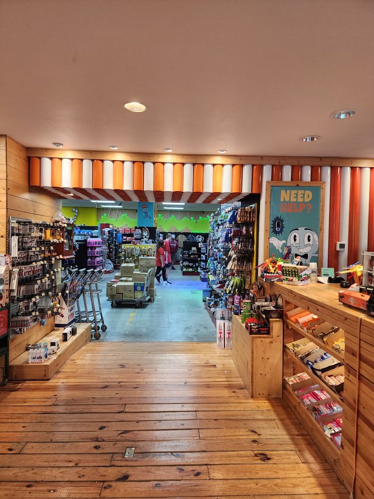 CAN DO HARDWARE - Updated July 2025 - 44 Photos - 303 3rd Ave SW ...